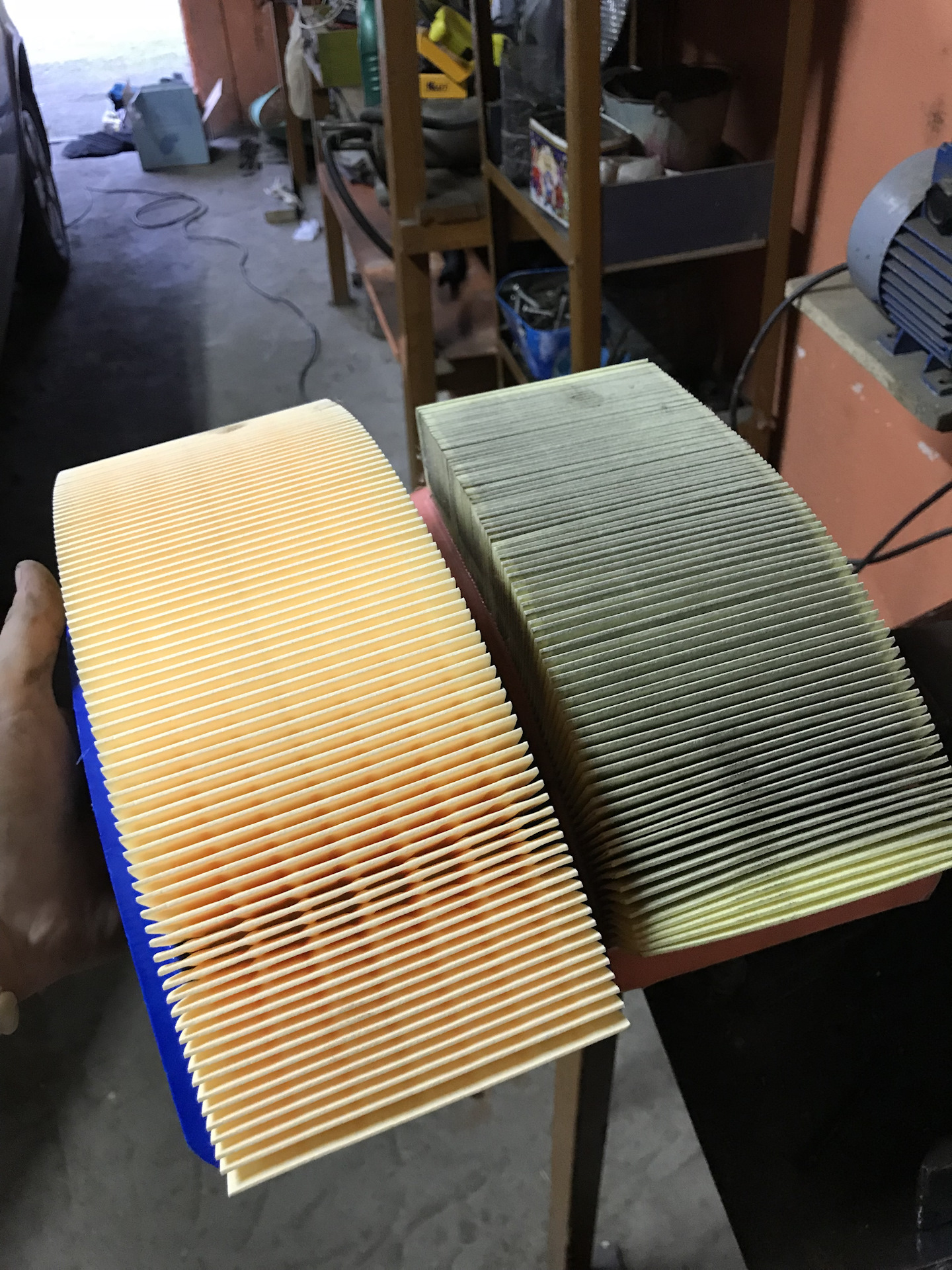 Замена задних тормозных дисков и колодок — Hyundai Verna (MC), 1,4 л ...