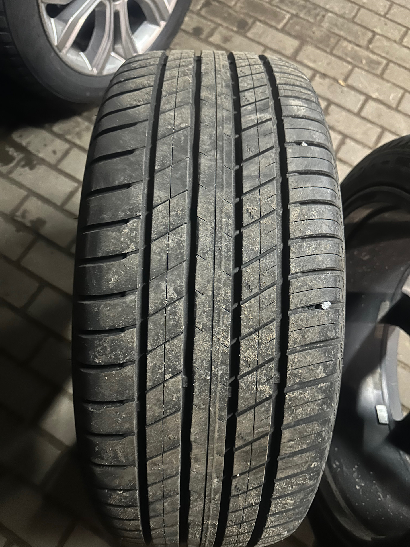 Отчет: RoadX RXQuest SU01 R21 После 5000 км — Ford Edge (2G), 2 л, 2021 ...