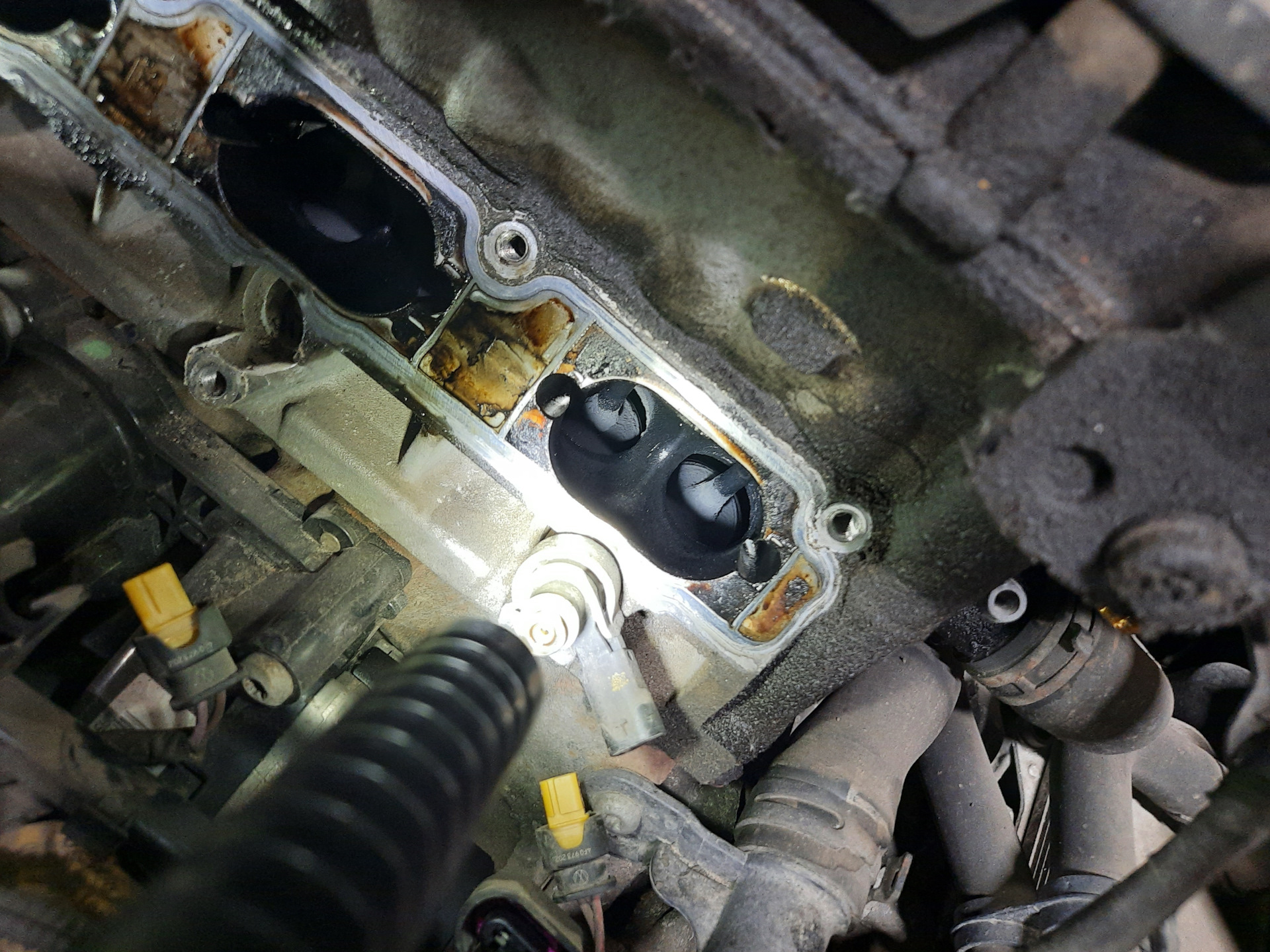 Замена впускного коллектора и чистка клапанов — ошибка P2015 — Skoda ...