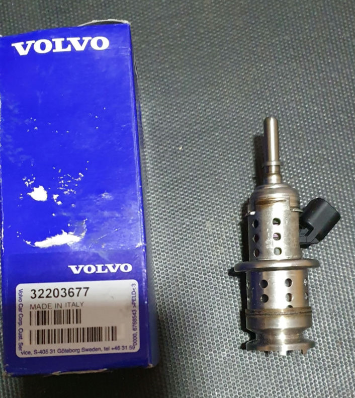 Adblue обслуживание очередного новшества — Volvo XC60 (2G), 2 л, 2019 ...