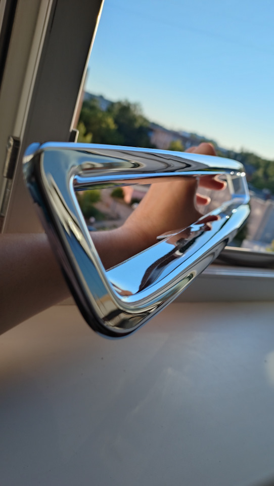 30698143 Вставка переднего бампера Volvo | Запчасти на DRIVE2