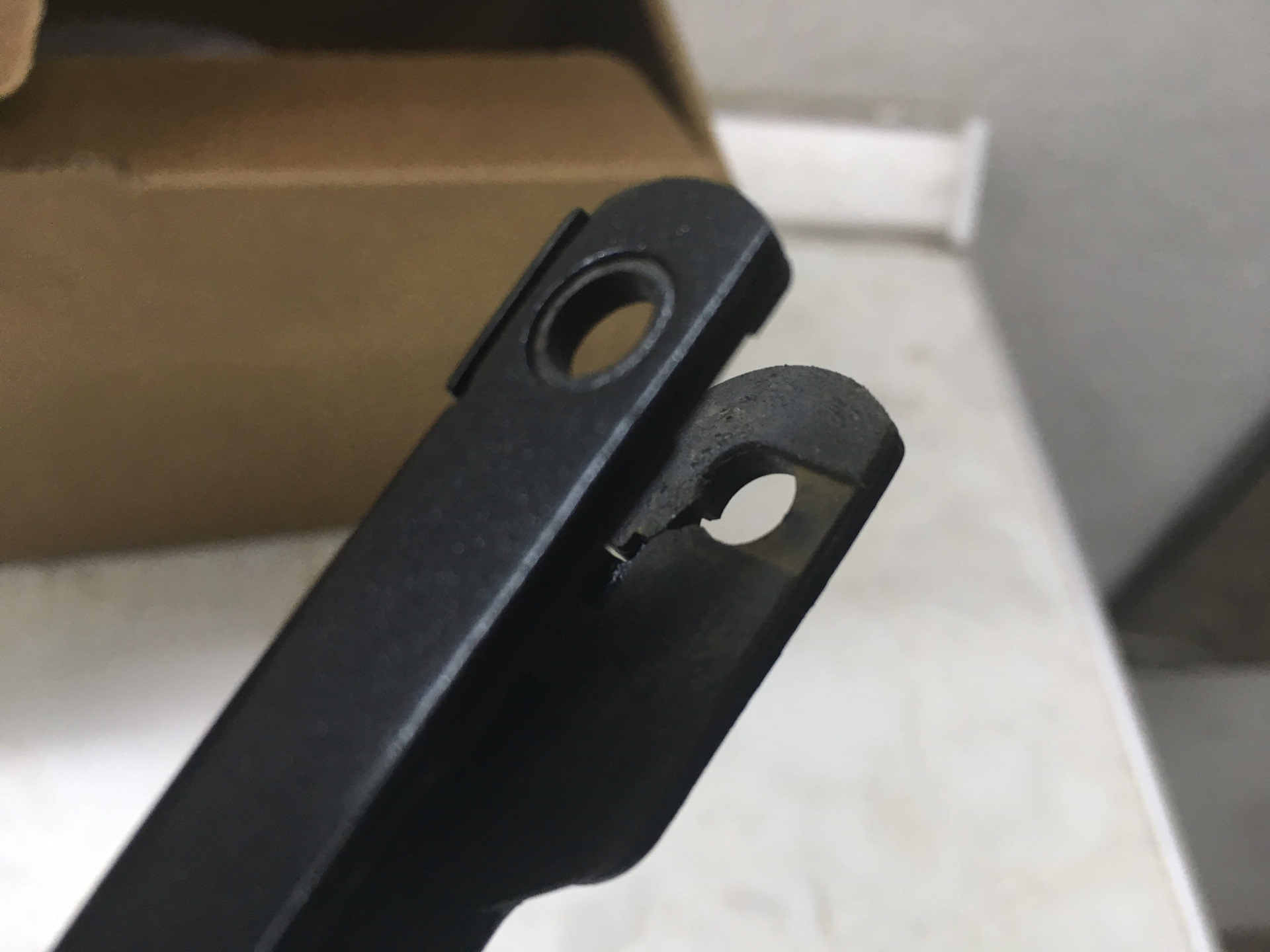 Приводим в порядок поводки дворников — BMW 5 series Touring (E39), 2,2 ...