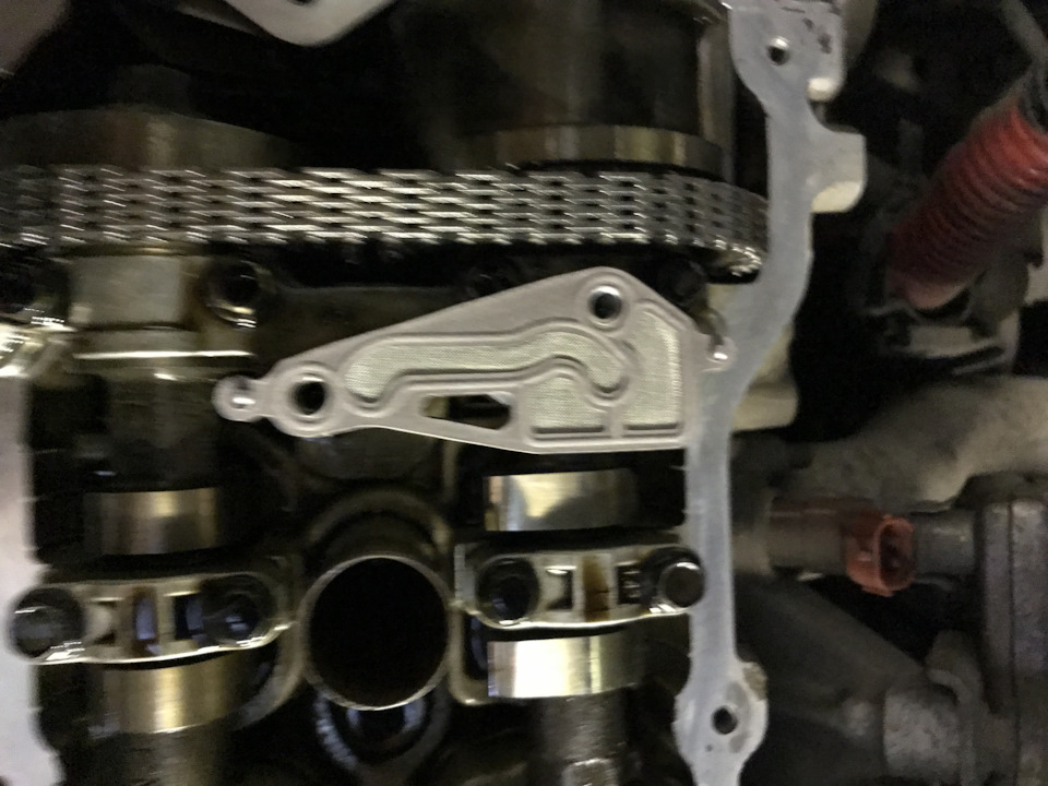 Замена сальников свечных колодцев клапанной крышки — Nissan Almera II ...