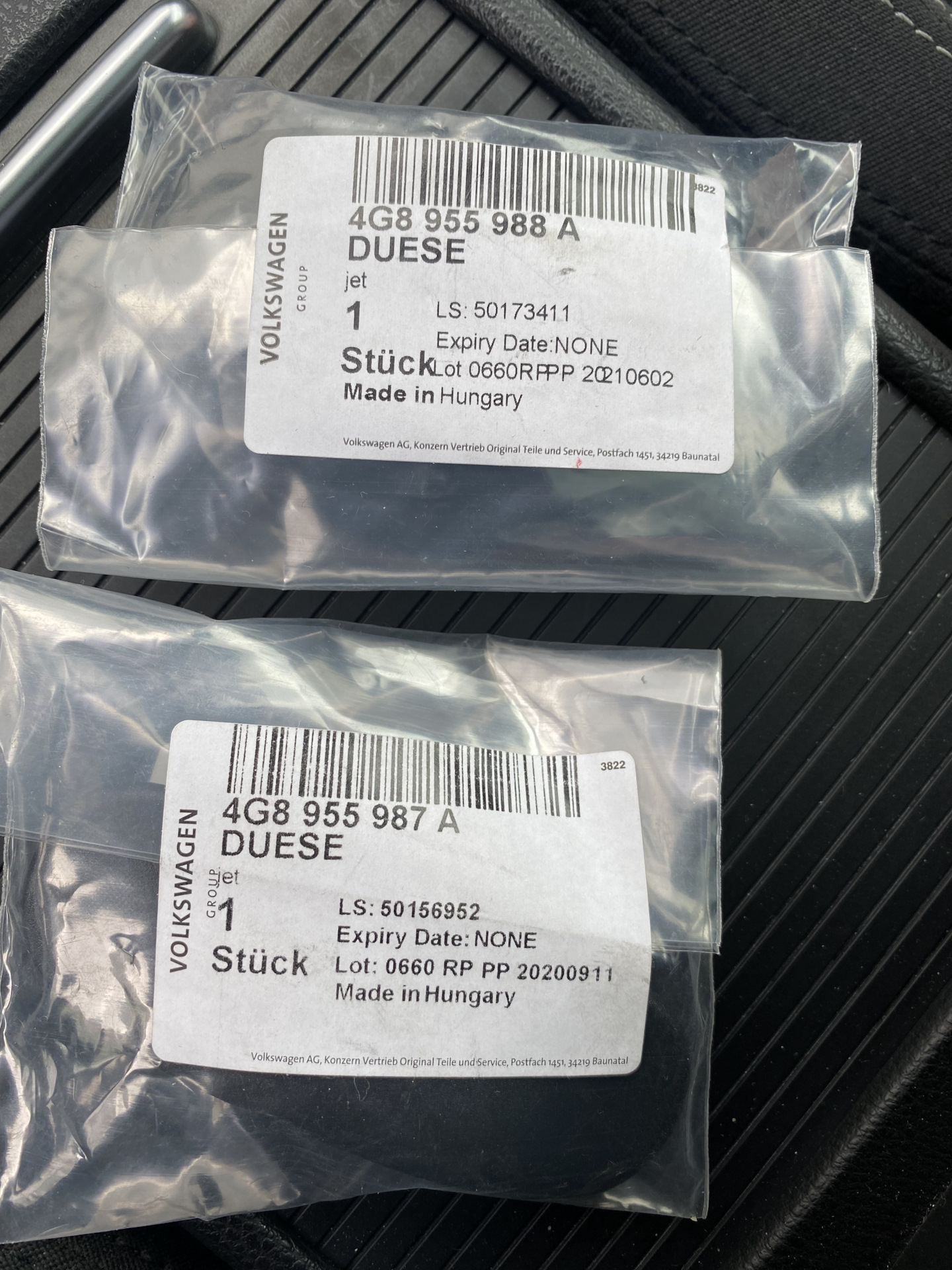 Установка струйной веерных форсунок стеклоомывателя от Audi A7 ...