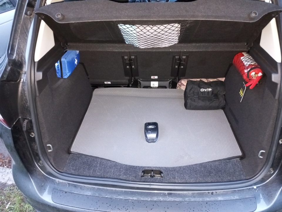 Аксесуары Форд — Ford C-Max II, 1,5 л, 2018 года | аксессуары | DRIVE2