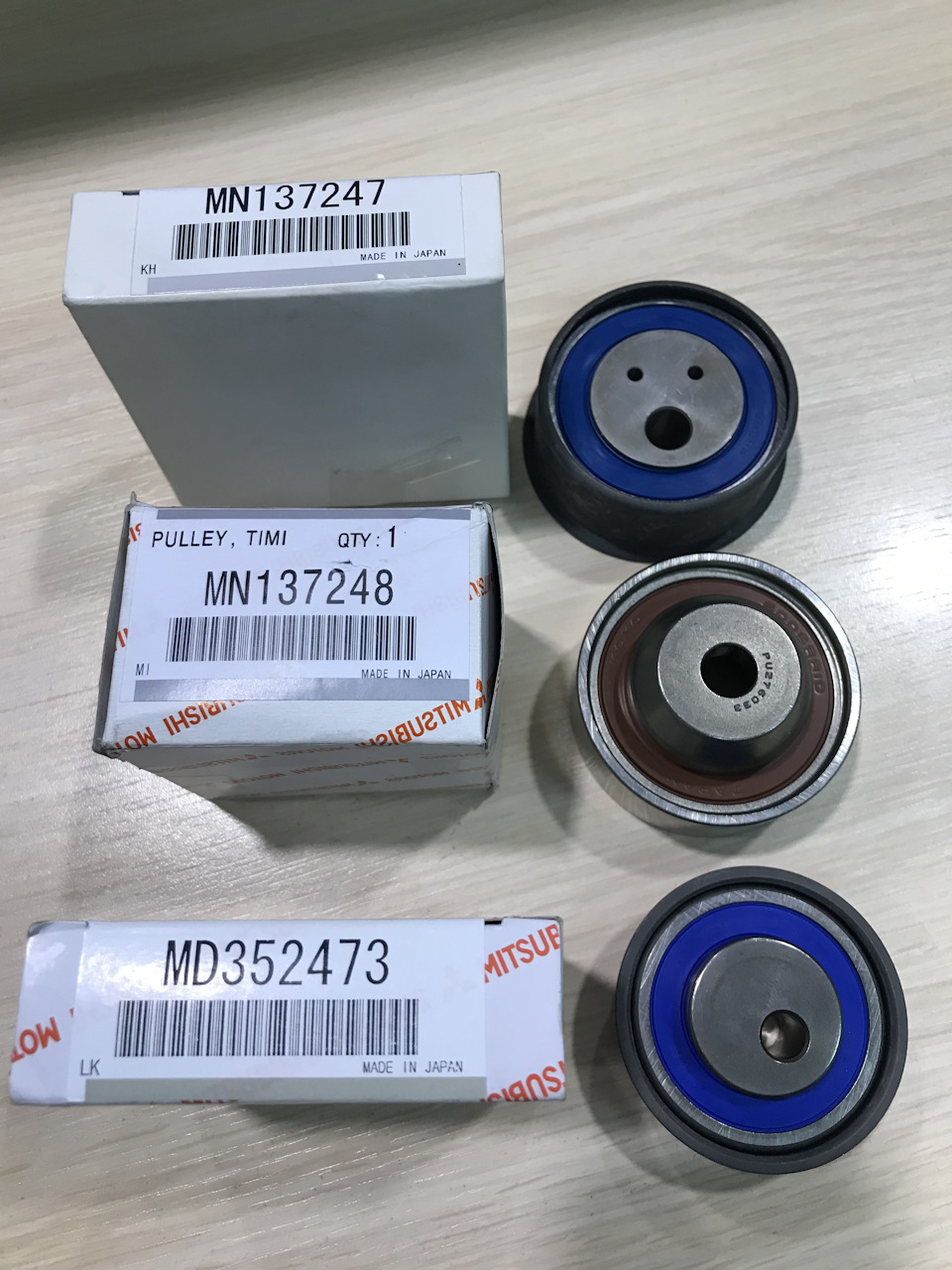 MN137248 Ролик направляющий ремня грм Mitsubishi | Запчасти на DRIVE2