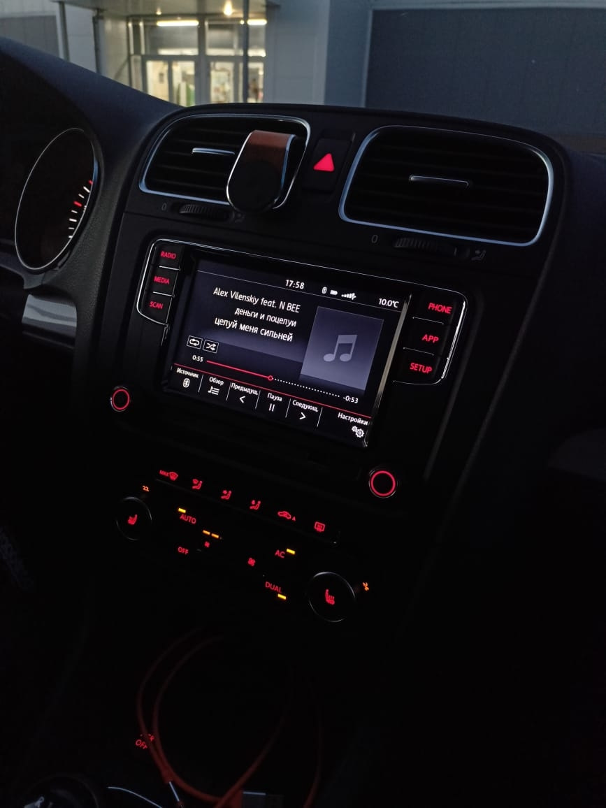 Магнитола и камера заднего вида — Volkswagen Golf Mk6, 1,6 л, 2012 года ...