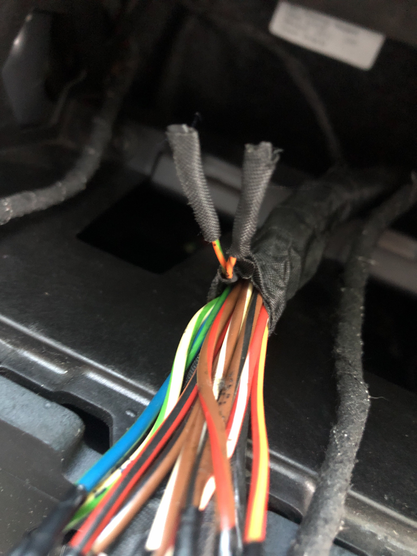 Установка RCD-330G Harman. В погоне за звучанием. — Volkswagen Polo ...