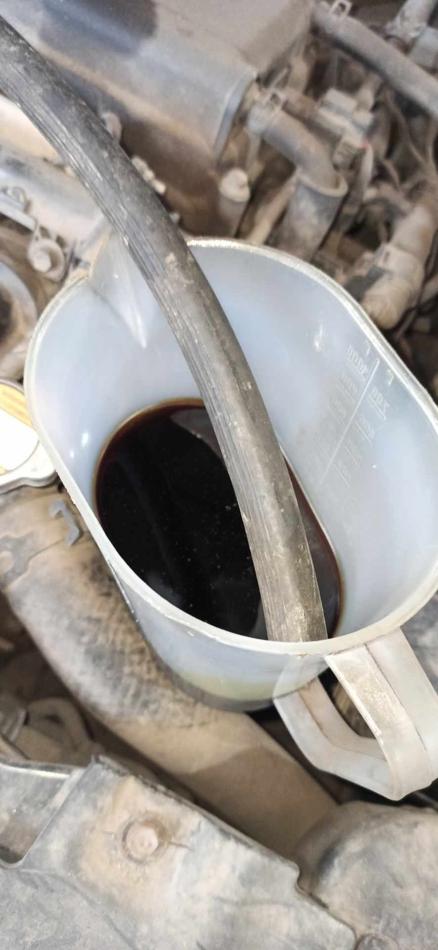 Замена жижи гура — Hyundai Solaris (1G), 1,6 л, 2012 года | плановое ТО ...