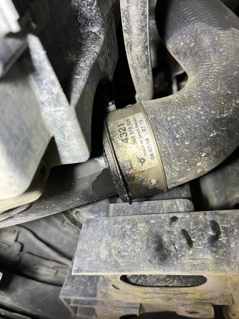 360578926 Патрубок интеркулера, GM | Запчасти на DRIVE2