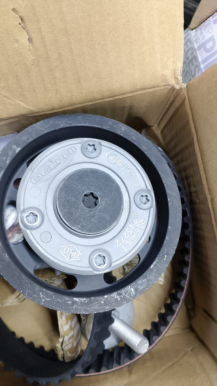 Замена фазорегулятора — Renault Megane III, 1,6 л, 2012 года | визит на ...