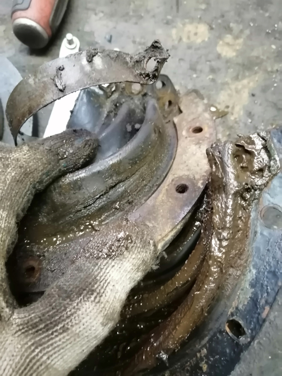 Пыльник поворотного кулака и попадалово! — УАЗ Patriot, 2,7 л, 2015 ...