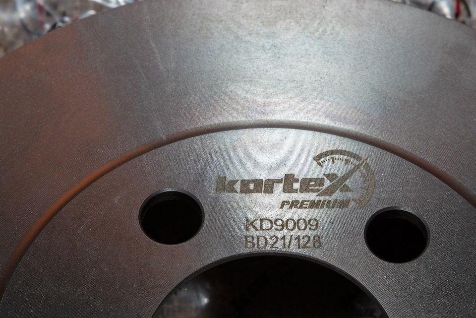 KD9009 Барабан тормозной VW POLO SEDAN 11- (d=228.6mm) KORTEX ...
