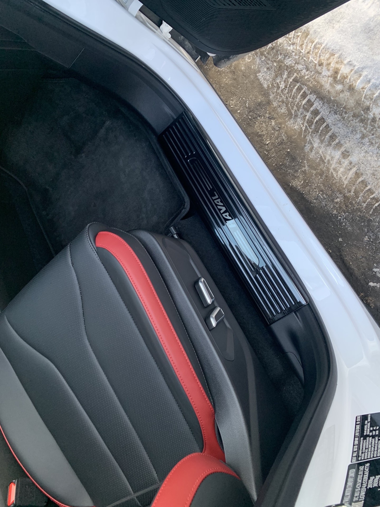 Нагладки на пороги и проставки — Haval H3, 1,5 л, 2024 года | своими ...