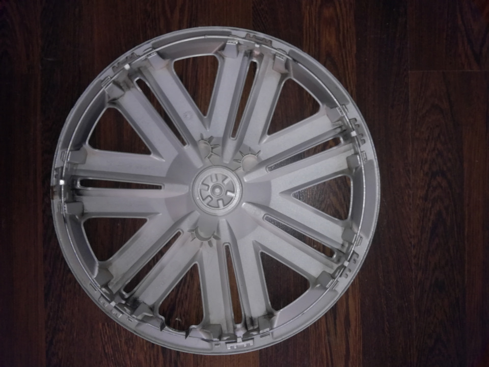 6C0601147 Колпак колеса Volkswagen Polo VAG | Запчасти на DRIVE2