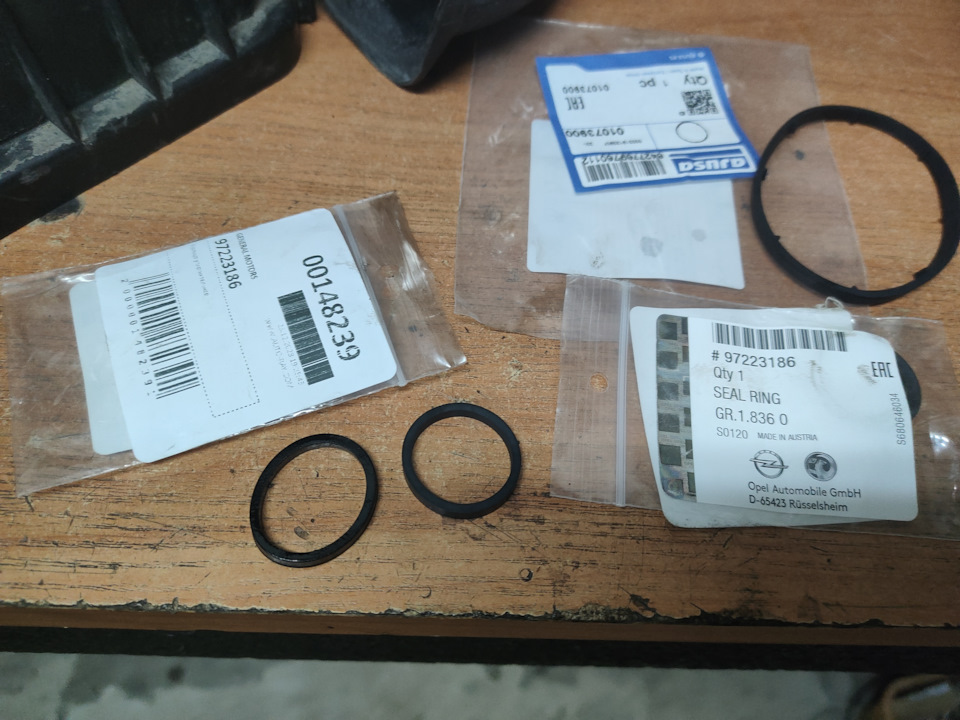 Устранение течи масла. — Honda Civic Hatchback (7G), 1,7 л, 2003 года ...