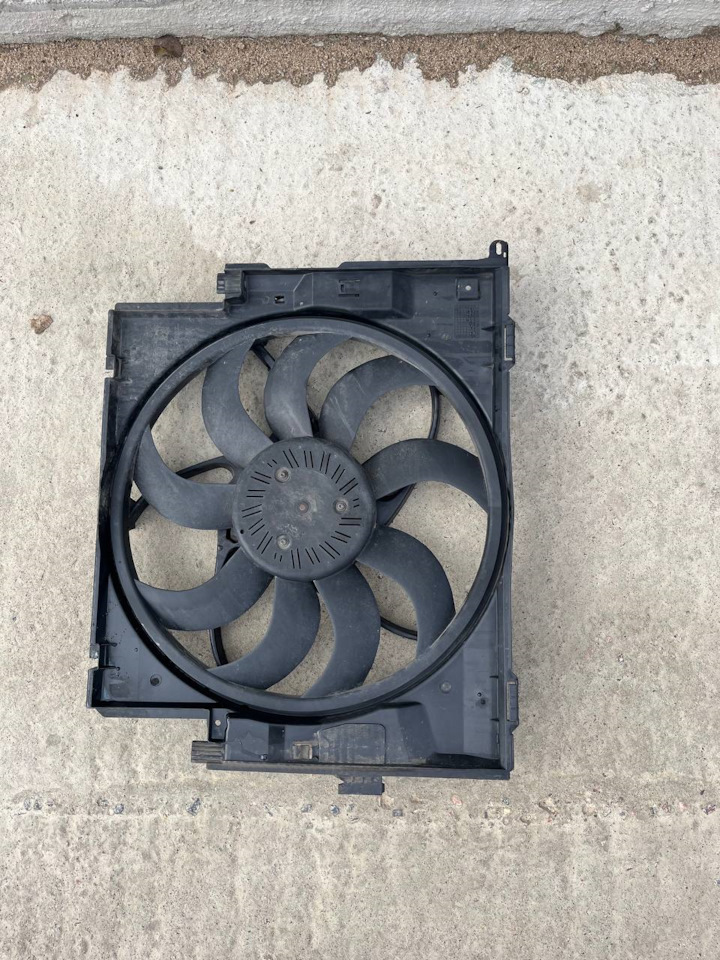 17118672104 Радиатор охлаждающей жидкости BMW | Запчасти на DRIVE2