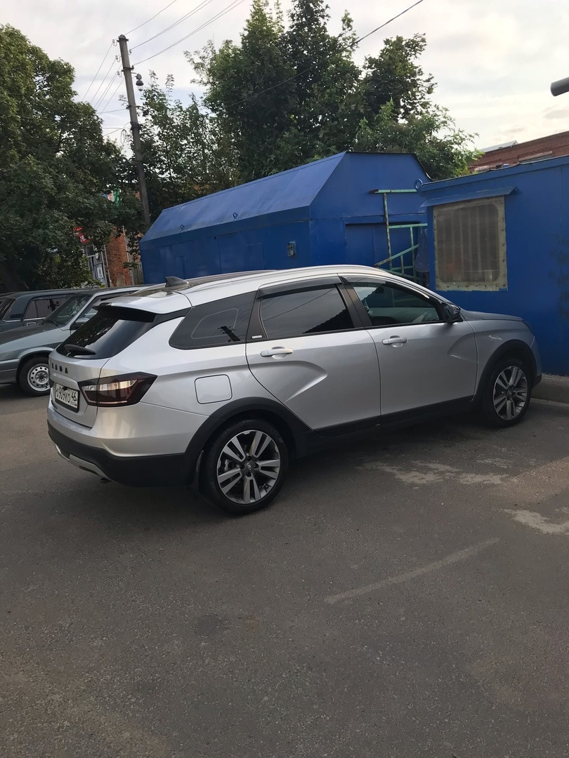 Новые щетки стеклоочистителя — Lada Vesta SW Cross (1G), 1,6 л, 2020 ...