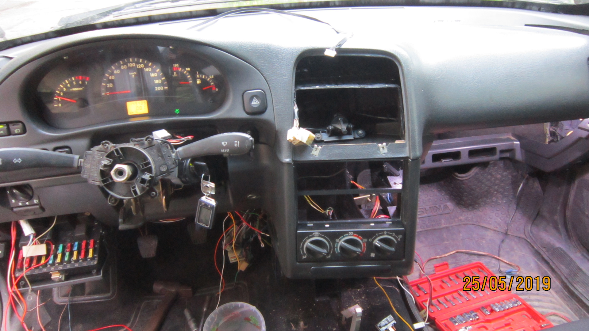 Панель. v2 Установлена. — Lada 21103, 1,5 л, 2003 года | тюнинг | DRIVE2