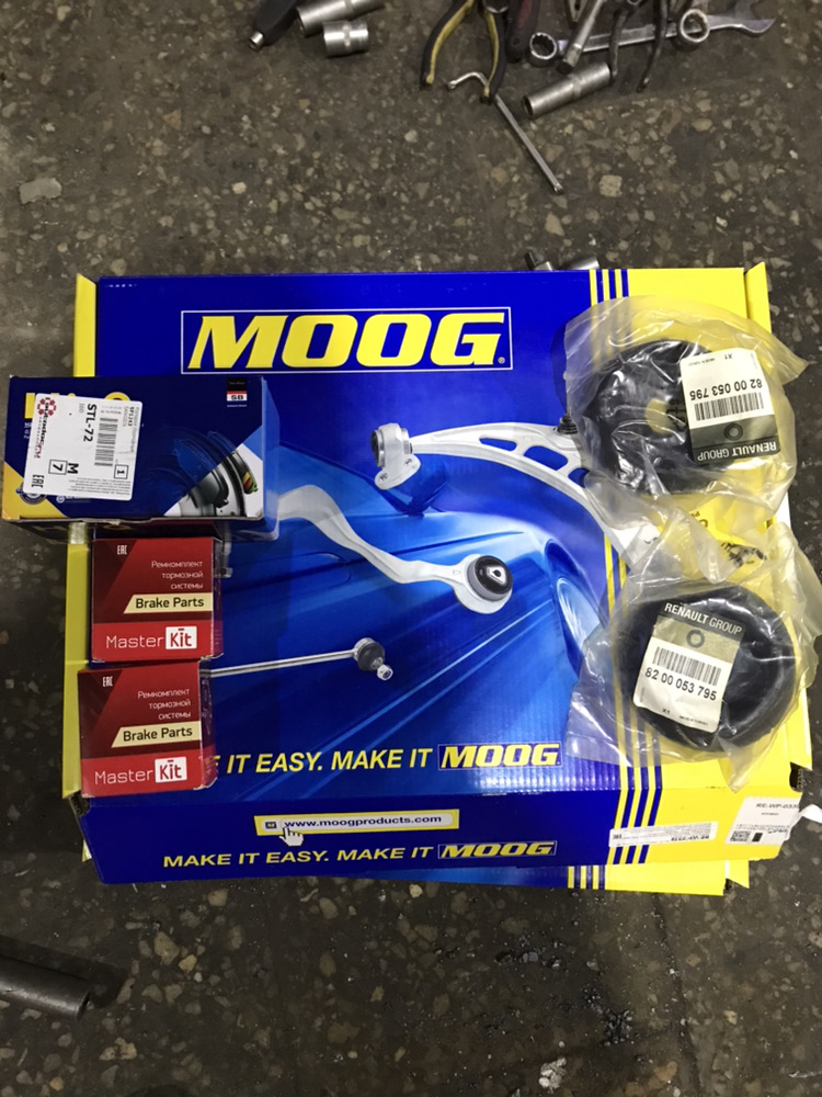 8200053795 Элемент опоры пер стойки (рез, мет) RENAULT | Запчасти на DRIVE2