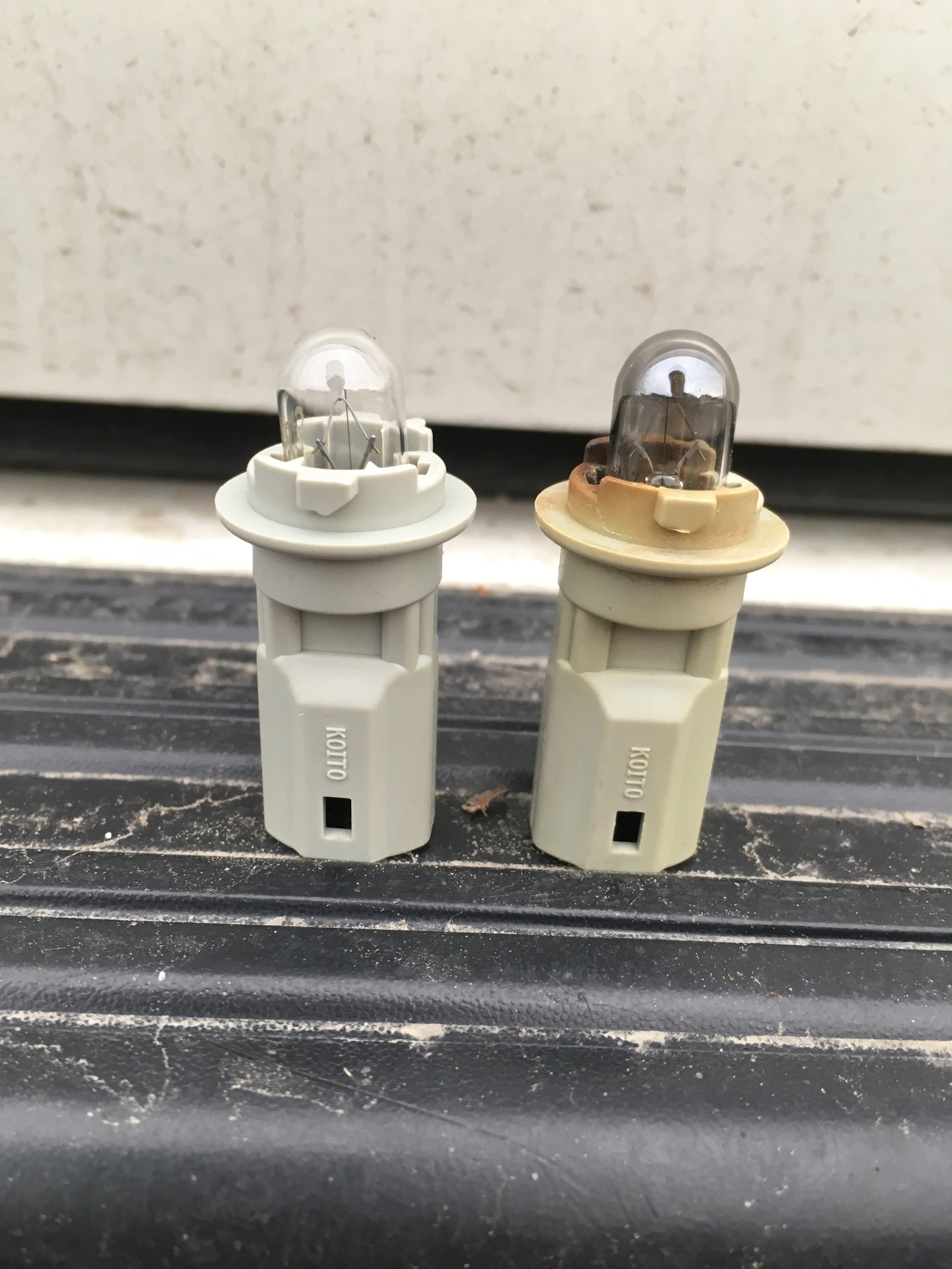 Ремонт подсветки номерного знака + мелочи — Toyota Land Cruiser Prado ...