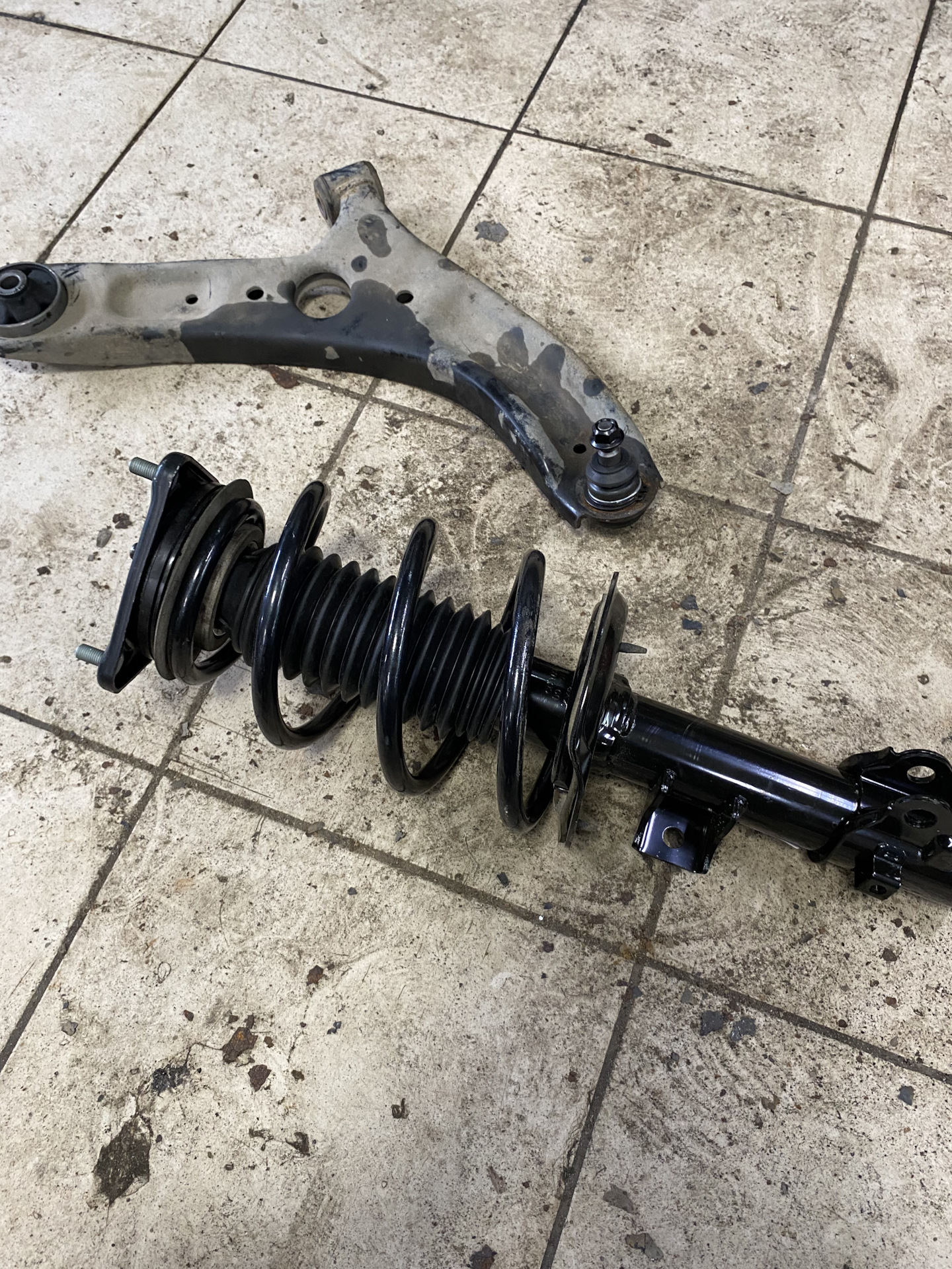 Подвеска — KIA Cerato (3G), 2 л, 2014 года | другое | DRIVE2