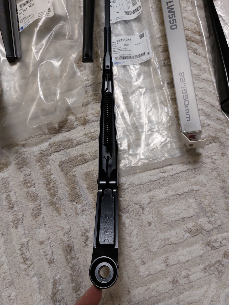 Поводки и зимние щетки. — Chevrolet Lacetti SW, 1,6 л, 2008 года ...