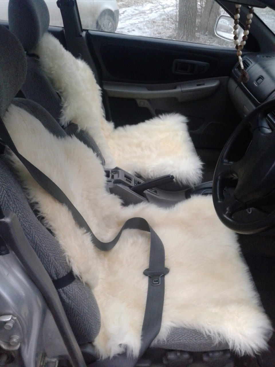 Овечьи шкуры — Subaru Impreza (GC/GF), 1,8 л, 1997 года | аксессуары ...