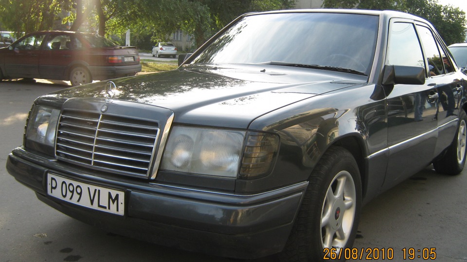 Mercedes-Benz E-class (W124) 2.0 бензиновый 1993 | Е200, W124 BLACK ...