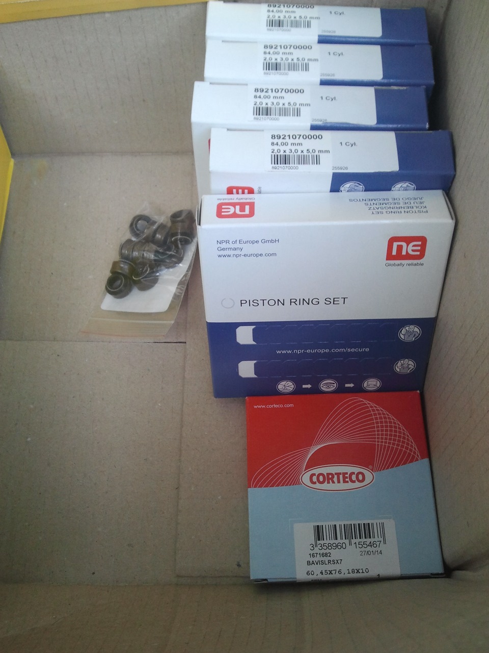 Запчасти ДВС и сцепление. — Ford Sierra, 2 л, 1983 года | запчасти | DRIVE2