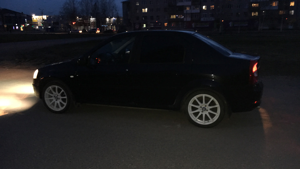 Renault Logan (1G) 1.6 бензиновый 2013 | R 17 на DRIVE2