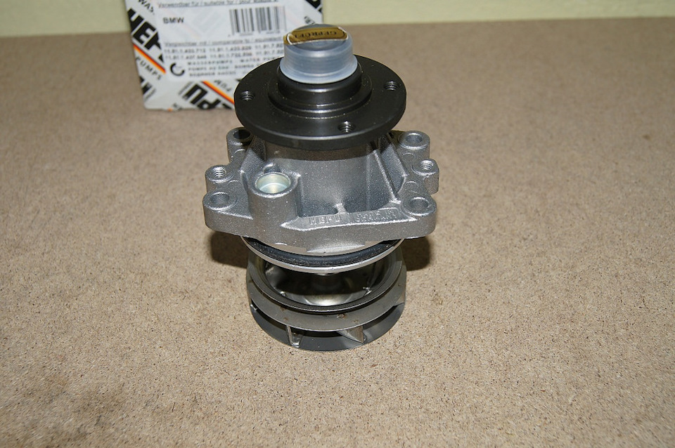 Пытаемся договориться со стрелкой температуры двигателя или замена помпы и термостата — BMW 5 ...