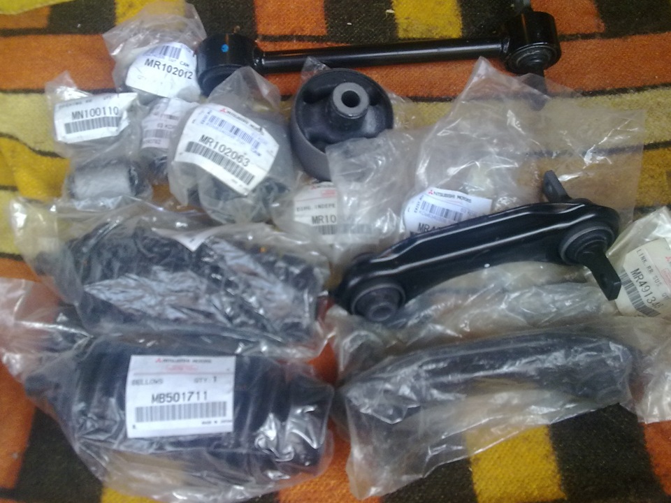 Ходовочка — Mitsubishi Carisma, 1,6 л, 2001 года | расходники | DRIVE2