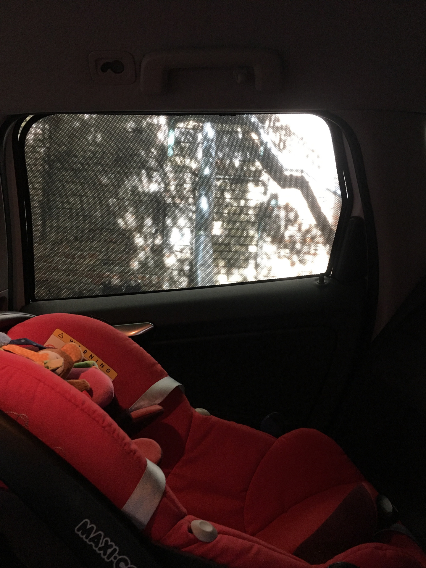 Sunshade rear doors — Volvo XC60 (1G), 2 л, 2014 года | аксессуары | DRIVE2