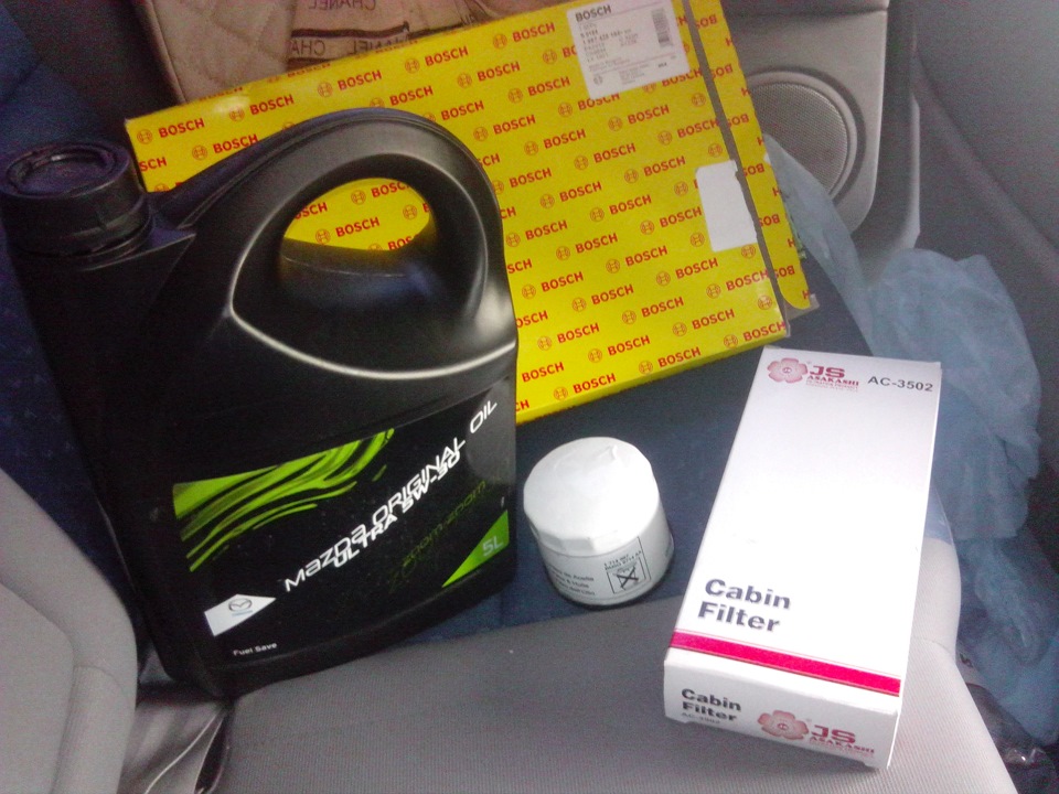 Замена масла, и всякие приколюхи) — Mazda Axela (1G), 1,5 л, 2004 года ...