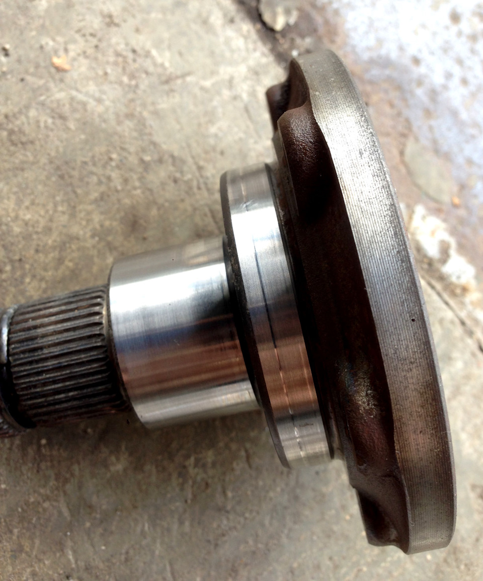 Замена сальников заднего редуктора — Volkswagen Golf R Mk5, 3,2 л, 2007 ...