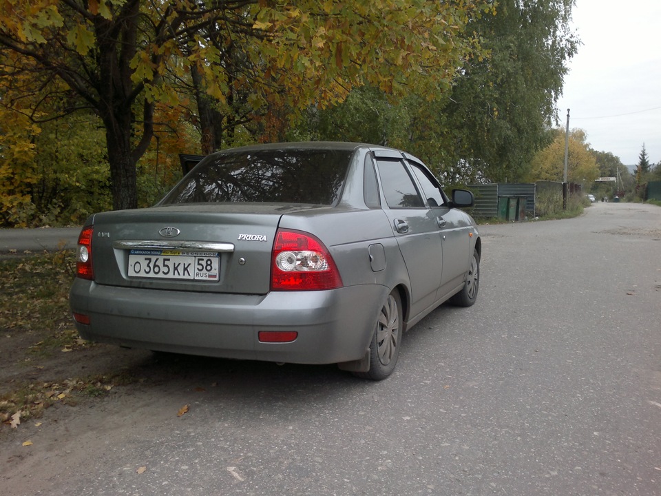 Проклейка передних дверей — Lada Приора седан, 1,6 л, 2012 года ...
