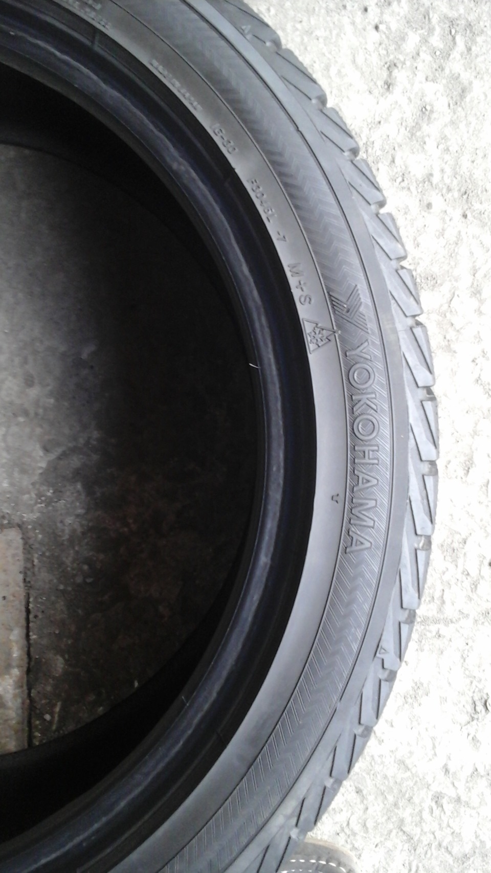Продаю зимнию резину 205/50 R17 — DRIVE2