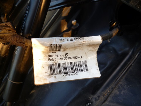 30737653 Крышка багажника Volvo | Запчасти на DRIVE2