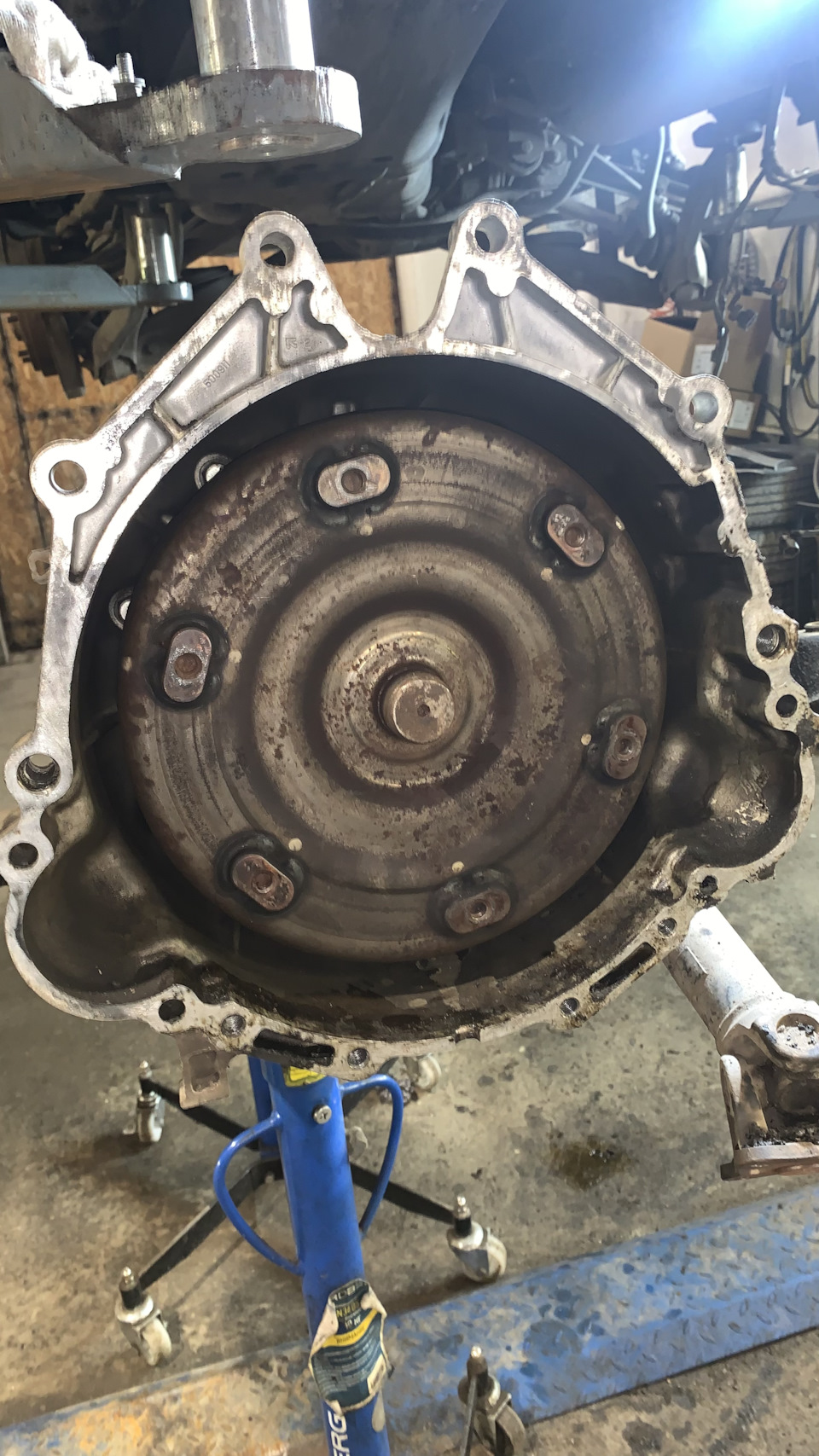 ЗАМЕНА САЛЬНИКА КОЛЕНВАЛА — Mitsubishi Pajero (3G), 3,5 л, 2002 года ...