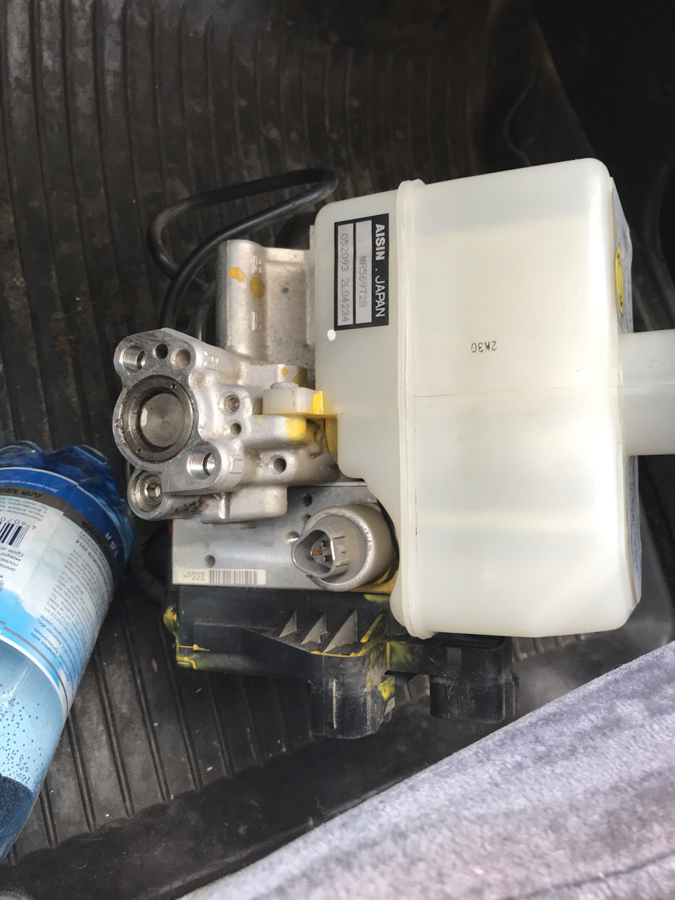 MR569728 Блок управления абс Mitsubishi | Запчасти на DRIVE2