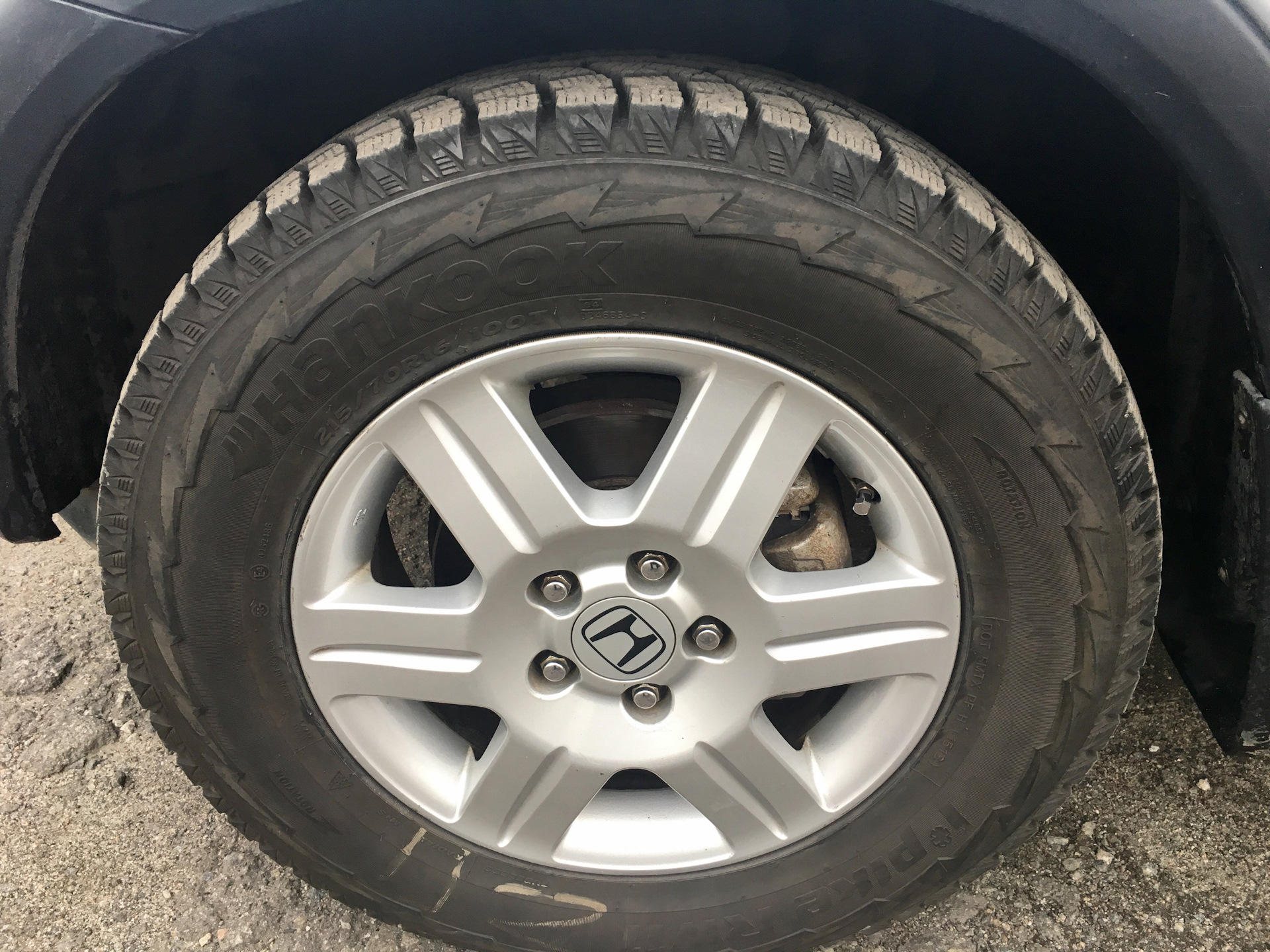 Переобулся на новую зимнюю резину — Honda CR-V (RD4/RD5/RD6/RD7), 2 л ...