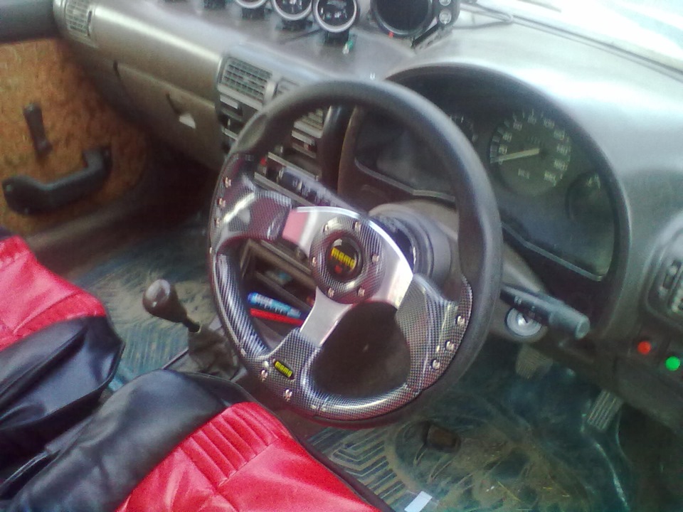 Спортивный съемный руль :) — Toyota Starlet (80), 1,3 л, 1991 года ...