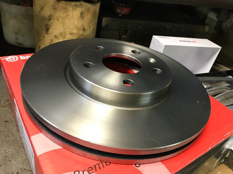 Замена передних тормозов — Opel Astra J, 1,4 л, 2012 года | своими ...