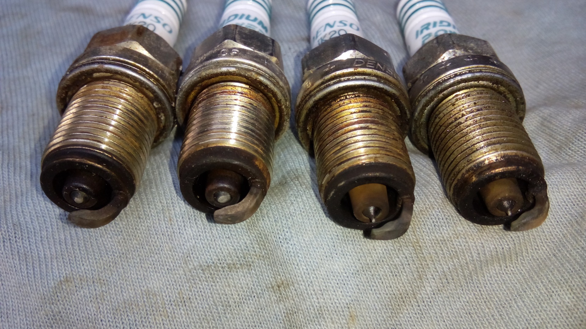 Замена свечей — Skoda Octavia A5 Mk2, 1,6 л, 2010 года | запчасти | DRIVE2