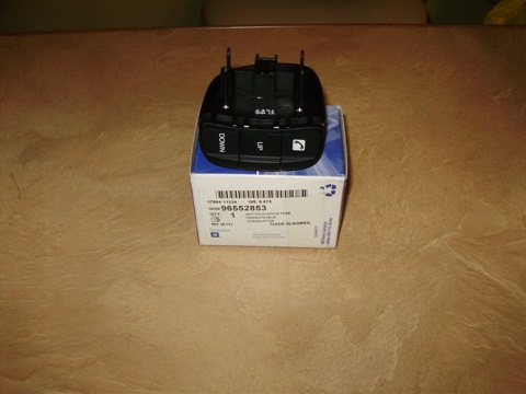 96552853 Кнопочный переключатель устройства hands-free GM | Запчасти на ...