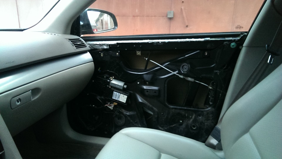 Сдача норматива — сборка разборка двери — Audi A4 (B6), 1,8 л, 2002 ...