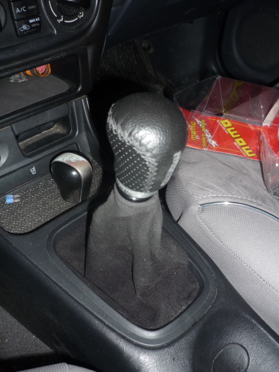Ручка КПП — Nissan Almera II (N16), 1,5 л, 2004 года | аксессуары | DRIVE2