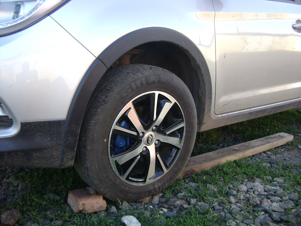 Покраска суппортов — Lifan X50, 1,5 л, 2015 года | стайлинг | DRIVE2
