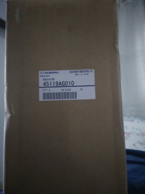 45119AG010 Радиатор LEGACY 2,0-2,5/IMPREZA WRX 03-/FORESTER 07- SUBARU ...